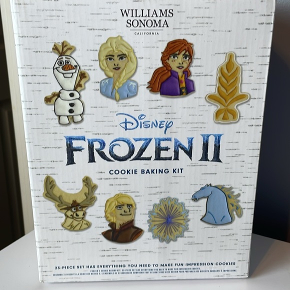 Williams Sonoma | Kitchen | Frozen 2 Cookie Cutter Set Williams Sonoma ...